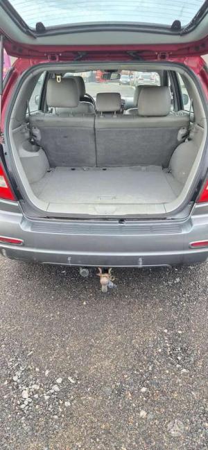 Sarkans Kia Sorento 2004 Viļņa, ar dzinēja tilpumu 2.49 L un nobraukumu 343 tūkst. km par 1050 €, foto 15 vietnē AUTOMOTO.COM.LV