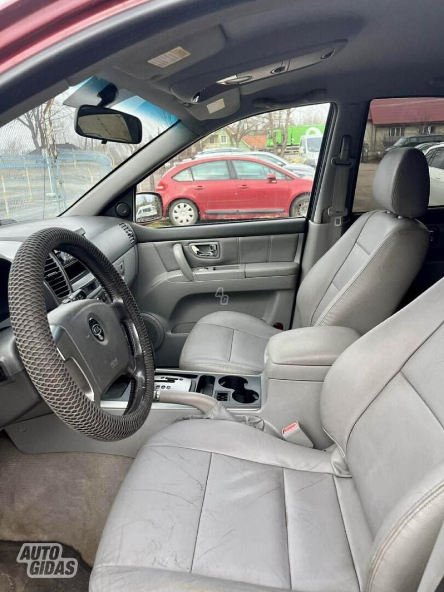 Sarkans Kia Sorento 2006 Šilutė, ar dzinēja tilpumu 2.50 L un nobraukumu 274 tūkst. km par 2500 €, foto 16 vietnē AUTOMOTO.COM.LV