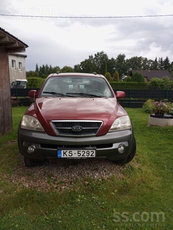 Красный Киа Соренто 2006 в Елгава, объемом двигателя 2.50 л и пробегом 350 тыс. км за 1500 €, фото 1 на AUTOMOTO.COM.LV