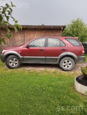 Sarkans Kia Sorento 2006 Jelgava, ar dzinēja tilpumu 2.50 L un nobraukumu 350 tūkst. km par 1500 €, foto 4 vietnē AUTOMOTO.COM.LV