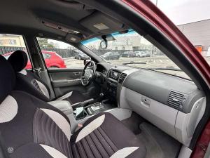Red Kia Sorento 2007 in Vilnius, with an engine capacity of 2.50 L and mileage of 240 thousand km for 2400 €, photo 8 on AUTOMOTO.COM.LV