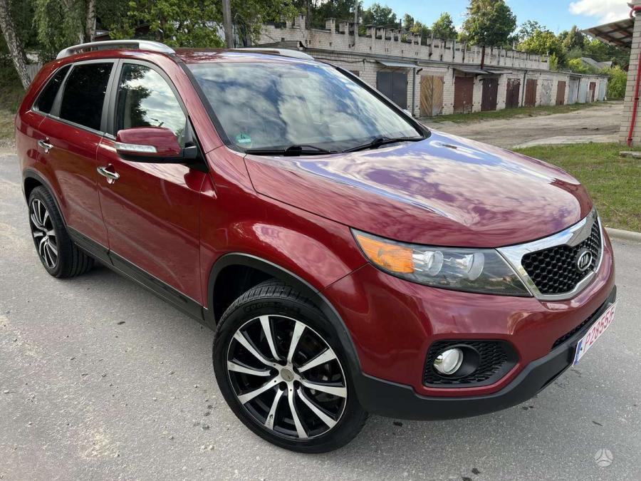 Sarkans Kia Sorento 2010 Prienai, ar dzinēja tilpumu 2.20 L un nobraukumu 224 tūkst. km par 4700 €, foto 11 vietnē AUTOMOTO.COM.LV