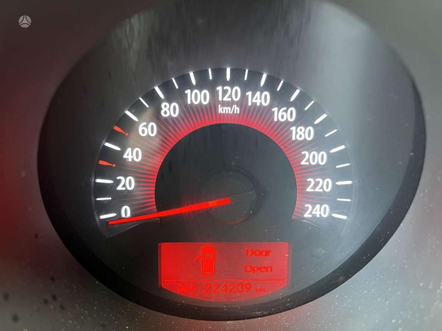 Sarkans Kia Sorento 2010 Prienai, ar dzinēja tilpumu 2.20 L un nobraukumu 224 tūkst. km par 4700 €, foto 20 vietnē AUTOMOTO.COM.LV