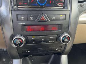 Sarkans Kia Sorento 2010 Prienai, ar dzinēja tilpumu 2.20 L un nobraukumu 224 tūkst. km par 4700 €, foto 21 vietnē AUTOMOTO.COM.LV