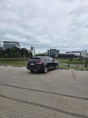 Red Kia Sorento 2016 in Vilnius, with an engine capacity of 2.20 L and mileage of 233 thousand km for 15555 €, photo 12 on AUTOMOTO.COM.LV