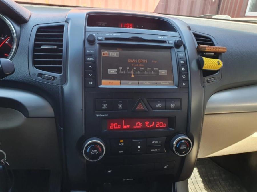 Kia Sorento 2011 Rīga, ar dzinēja tilpumu 2.00 L un nobraukumu 249 tūkst. km par 7450 €, foto 12 vietnē AUTOMOTO.COM.LV