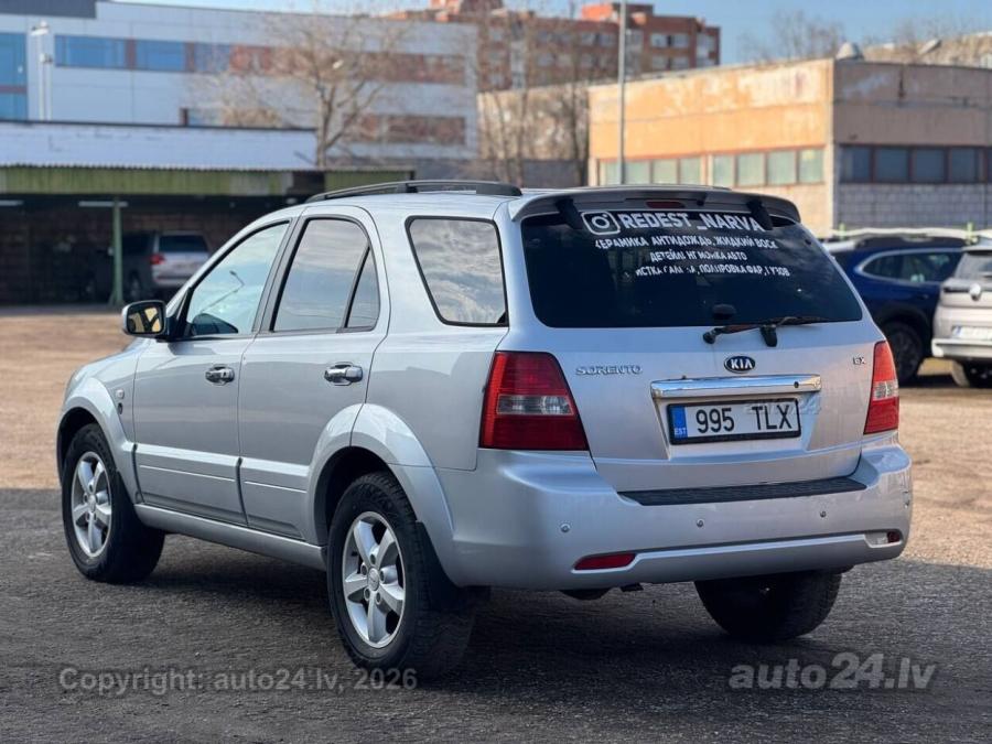 Kia Sorento 2006 in Narva, with an engine capacity of 2.50 L and mileage of 218 thousand km for 2890 €, photo 4 on AUTOMOTO.COM.LV