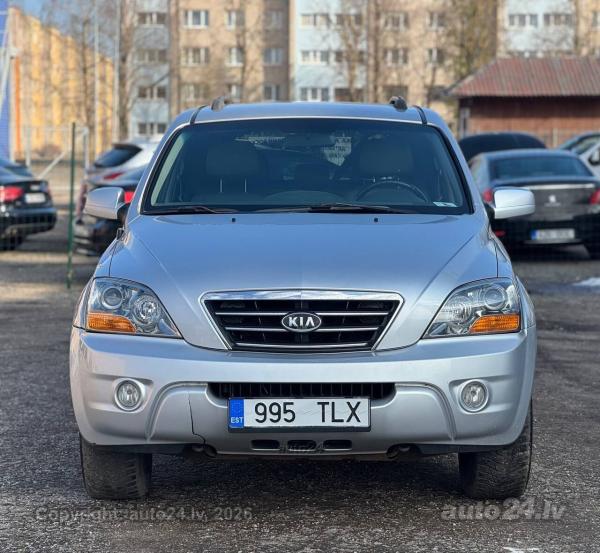 Kia Sorento 2006 in Narva, with an engine capacity of 2.50 L and mileage of 218 thousand km for 2890 €, photo 3 on AUTOMOTO.COM.LV