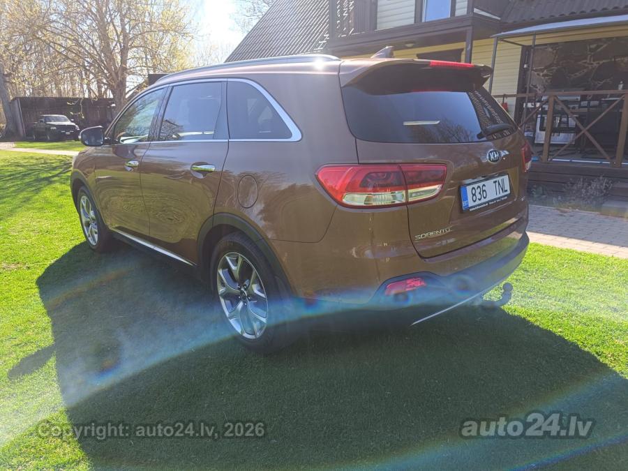 Kia Sorento 2017 Tallina, ar dzinēja tilpumu 2.20 L un nobraukumu 283 tūkst. km par 14999 €, foto 5 vietnē AUTOMOTO.COM.LV