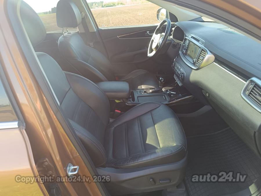 Kia Sorento 2017 Tallina, ar dzinēja tilpumu 2.20 L un nobraukumu 283 tūkst. km par 14999 €, foto 15 vietnē AUTOMOTO.COM.LV