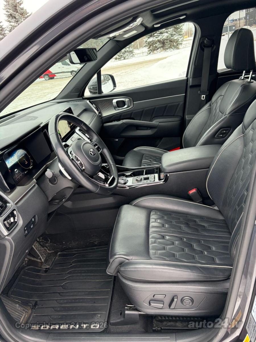 Kia Sorento 2021 Tallina, ar dzinēja tilpumu 2.20 L un nobraukumu 110 tūkst. km par 31900 €, foto 4 vietnē AUTOMOTO.COM.LV