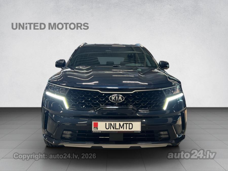 Kia Sorento 2021 in Tallinn, with an engine capacity of 2.20 L and mileage of 95 thousand km for 30900 €, photo 6 on AUTOMOTO.COM.LV