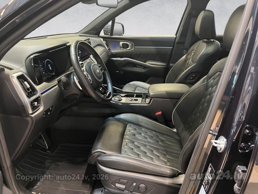 Kia Sorento 2021 in Tallinn, with an engine capacity of 2.20 L and mileage of 95 thousand km for 30900 €, photo 9 on AUTOMOTO.COM.LV