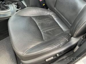 Balts Kia Sorento 2010 Rīga, ar dzinēja tilpumu 2.20 L un nobraukumu 241 tūkst. km par 7500 €, foto 10 vietnē AUTOMOTO.COM.LV