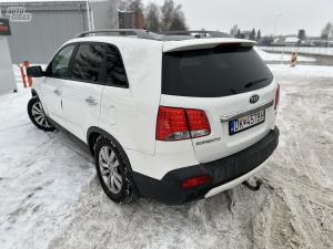 Balts Kia Sorento 2011 Marijampole, ar dzinēja tilpumu 2.20 L un nobraukumu 288 tūkst. km par 4899 €, foto 5 vietnē AUTOMOTO.COM.LV