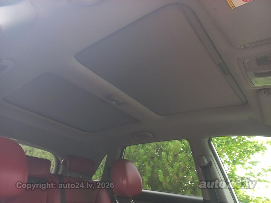 White Kia Sorento 2011 in Tartu, with an engine capacity of 2.20 L and mileage of 203 thousand km for 8399 €, photo 20 on AUTOMOTO.COM.LV