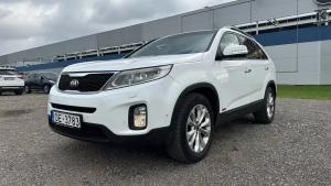 White Kia Sorento 2012 in Daugavpils, with an engine capacity of 2.20 L and mileage of 259 thousand km for 8650 €, photo  on AUTOMOTO.COM.LV