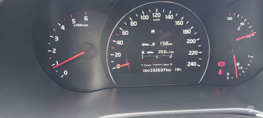 Balts Kia Sorento 2013 Šauļi, ar dzinēja tilpumu 2.20 L un nobraukumu 232 tūkst. km par 8750 €, foto 7 vietnē AUTOMOTO.COM.LV