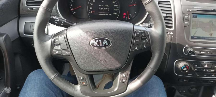 Balts Kia Sorento 2013 Šauļi, ar dzinēja tilpumu 2.20 L un nobraukumu 232 tūkst. km par 8750 €, foto 12 vietnē AUTOMOTO.COM.LV