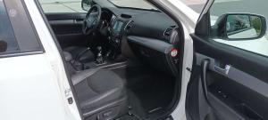 Balts Kia Sorento 2013 Šauļi, ar dzinēja tilpumu 2.20 L un nobraukumu 232 tūkst. km par 8750 €, foto 16 vietnē AUTOMOTO.COM.LV