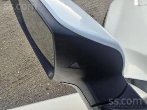 White Kia Sorento 2013 in Liepaja, with an engine capacity of 2.20 L and mileage of 227 thousand km for 9500 €, photo 12 on AUTOMOTO.COM.LV