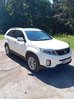 Balts Kia Sorento 2014 Raseiniai, ar dzinēja tilpumu 2.00 L un nobraukumu 171 tūkst. km par 9999 €, foto 3 vietnē AUTOMOTO.COM.LV