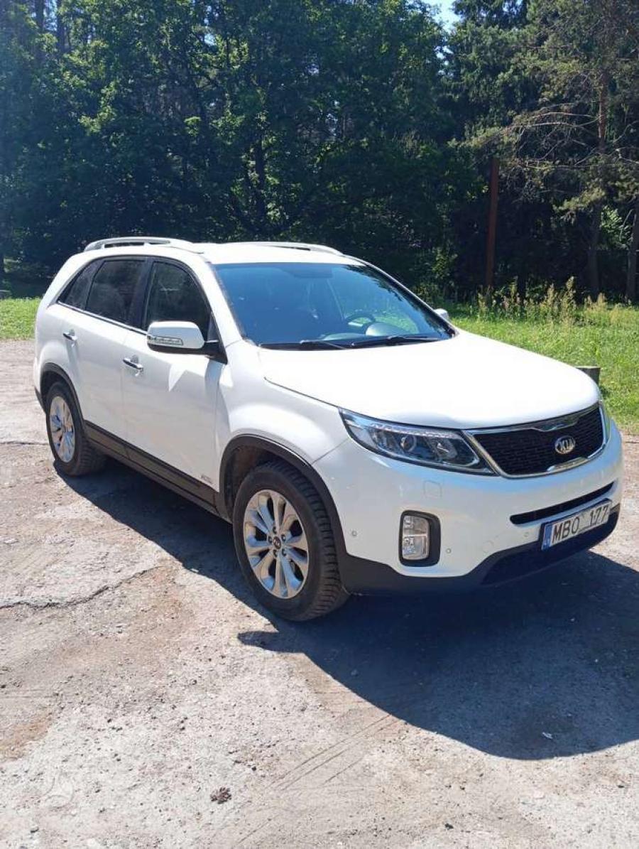 Balts Kia Sorento 2014 Raseiniai, ar dzinēja tilpumu 2.00 L un nobraukumu 171 tūkst. km par 9999 €, foto 3 vietnē AUTOMOTO.COM.LV