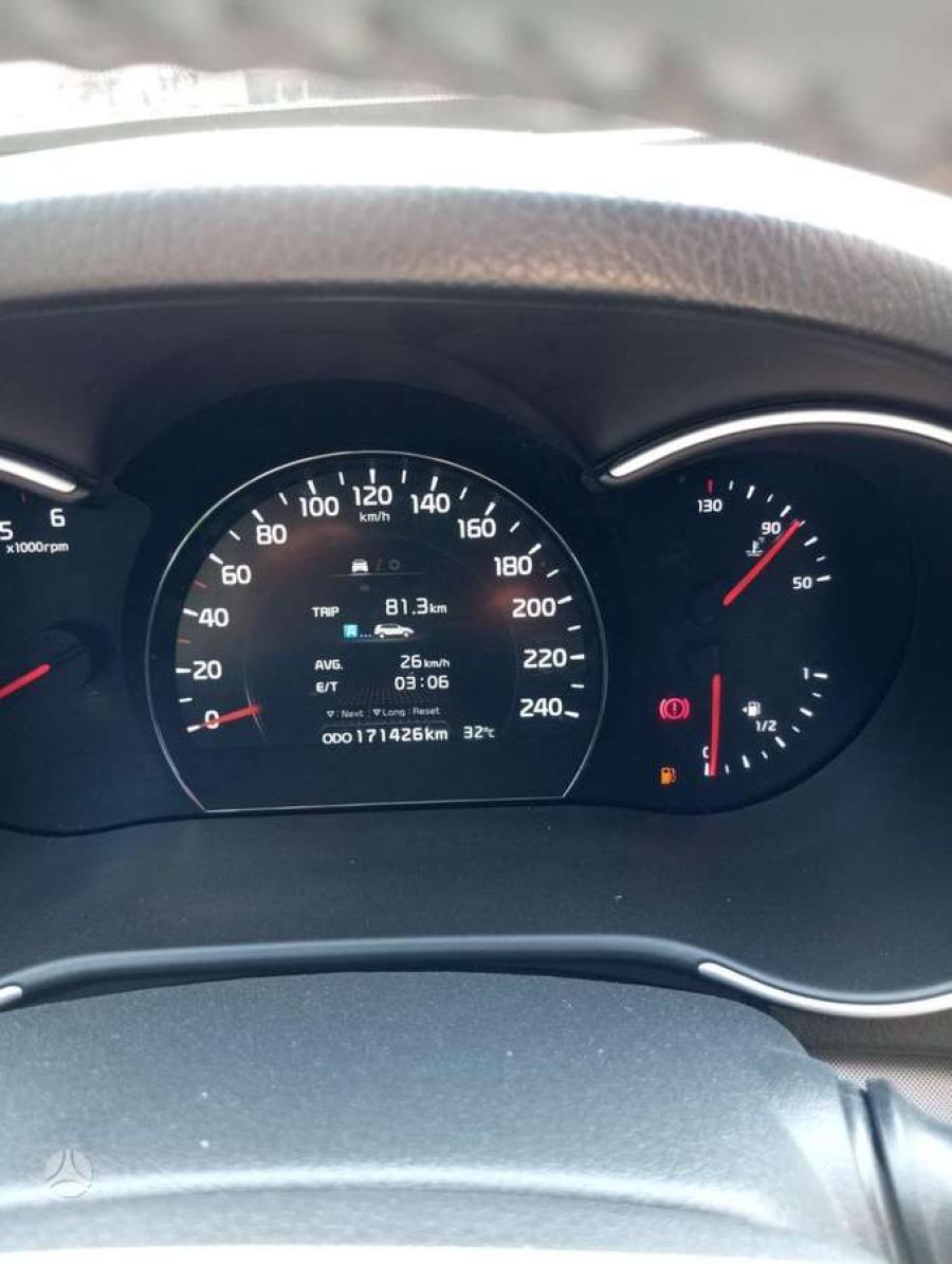 Balts Kia Sorento 2014 Raseiniai, ar dzinēja tilpumu 2.00 L un nobraukumu 171 tūkst. km par 9999 €, foto 9 vietnē AUTOMOTO.COM.LV