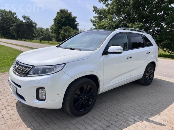 Balts Kia Sorento 2014 Limbaži, ar dzinēja tilpumu 2.20 L un nobraukumu 213 tūkst. km par 13350 €, foto 1 vietnē AUTOMOTO.COM.LV