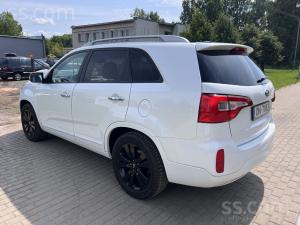 Balts Kia Sorento 2014 Limbaži, ar dzinēja tilpumu 2.20 L un nobraukumu 213 tūkst. km par 13350 €, foto 7 vietnē AUTOMOTO.COM.LV
