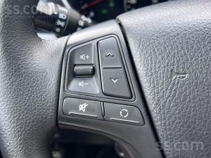 Balts Kia Sorento 2014 Limbaži, ar dzinēja tilpumu 2.20 L un nobraukumu 213 tūkst. km par 13350 €, foto 26 vietnē AUTOMOTO.COM.LV