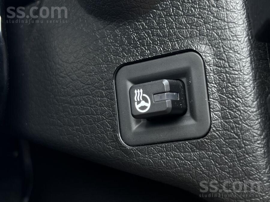 Balts Kia Sorento 2014 Limbaži, ar dzinēja tilpumu 2.20 L un nobraukumu 213 tūkst. km par 13350 €, foto 28 vietnē AUTOMOTO.COM.LV