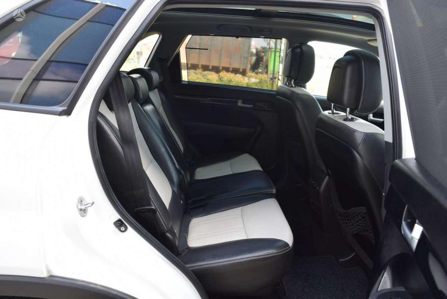 Balts Kia Sorento 2014 Viļņa, ar dzinēja tilpumu 2.20 L un nobraukumu 227 tūkst. km par 10450 €, foto 11 vietnē AUTOMOTO.COM.LV