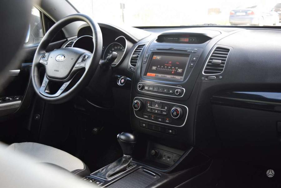 Balts Kia Sorento 2014 Viļņa, ar dzinēja tilpumu 2.20 L un nobraukumu 227 tūkst. km par 10450 €, foto 14 vietnē AUTOMOTO.COM.LV