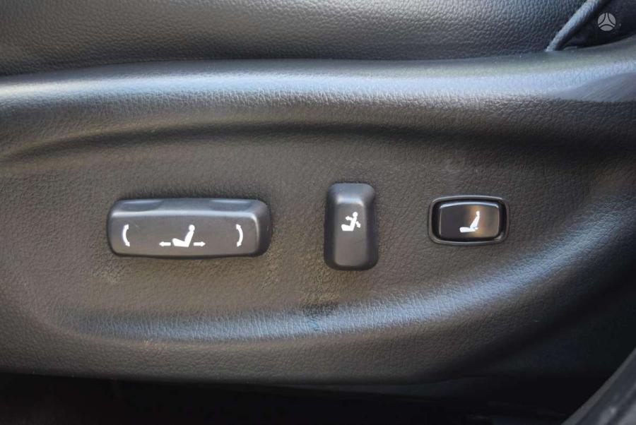 Balts Kia Sorento 2014 Viļņa, ar dzinēja tilpumu 2.20 L un nobraukumu 227 tūkst. km par 10450 €, foto 16 vietnē AUTOMOTO.COM.LV