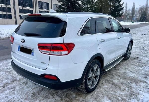 Balts Kia Sorento 2015 Tauragė, ar dzinēja tilpumu 2.20 L un nobraukumu 198 tūkst. km par 12200 €, foto 4 vietnē AUTOMOTO.COM.LV