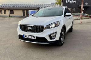 White Kia Sorento 2015 in Vilnius, with an engine capacity of 2.20 L and mileage of 254 thousand km for 11500 €, photo  on AUTOMOTO.COM.LV