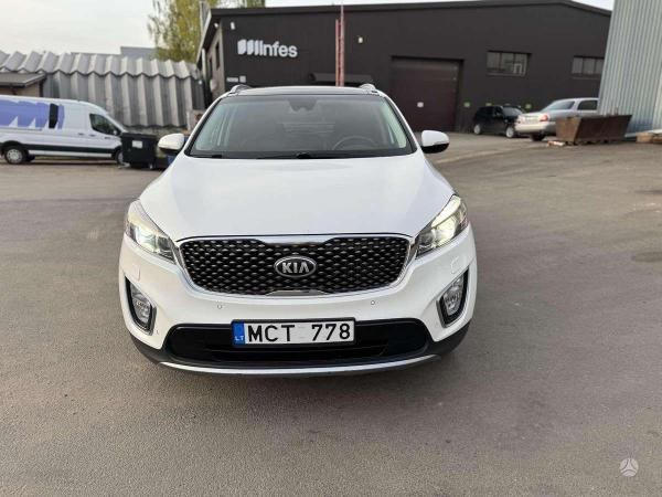 Balts Kia Sorento 2015 Viļņa, ar dzinēja tilpumu 2.20 L un nobraukumu 254 tūkst. km par 11500 €, foto 5 vietnē AUTOMOTO.COM.LV
