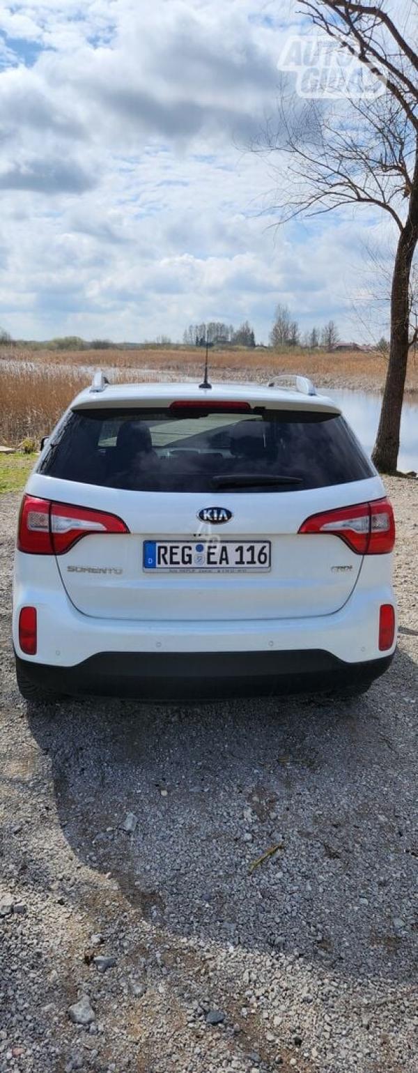 Balts Kia Sorento 2015 Viļņa, ar dzinēja tilpumu 2.20 L un nobraukumu 165 tūkst. km par 8299 €, foto 5 vietnē AUTOMOTO.COM.LV