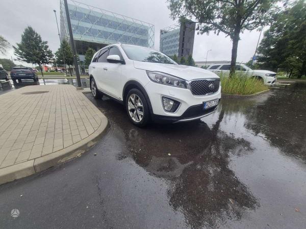 Balts Kia Sorento 2015 Kauņa, ar dzinēja tilpumu 2.20 L un nobraukumu 384 tūkst. km par 9900 €, foto 2 vietnē AUTOMOTO.COM.LV