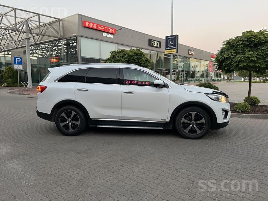 Balts Kia Sorento 2015 Rīga, ar dzinēja tilpumu 2.20 L un nobraukumu 251 tūkst. km par 13499 €, foto 3 vietnē AUTOMOTO.COM.LV