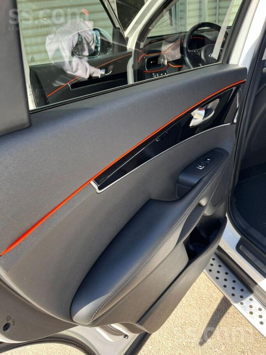 Balts Kia Sorento 2015 Rīga, ar dzinēja tilpumu 2.20 L un nobraukumu 251 tūkst. km par 13499 €, foto 10 vietnē AUTOMOTO.COM.LV