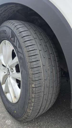 Balts Kia Sorento 2015 Viļņa, ar dzinēja tilpumu 2.20 L un nobraukumu 229 tūkst. km par 11900 €, foto 11 vietnē AUTOMOTO.COM.LV
