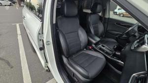 Balts Kia Sorento 2015 Viļņa, ar dzinēja tilpumu 2.20 L un nobraukumu 229 tūkst. km par 11900 €, foto 23 vietnē AUTOMOTO.COM.LV