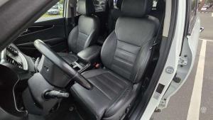 Balts Kia Sorento 2015 Viļņa, ar dzinēja tilpumu 2.20 L un nobraukumu 229 tūkst. km par 11900 €, foto 24 vietnē AUTOMOTO.COM.LV