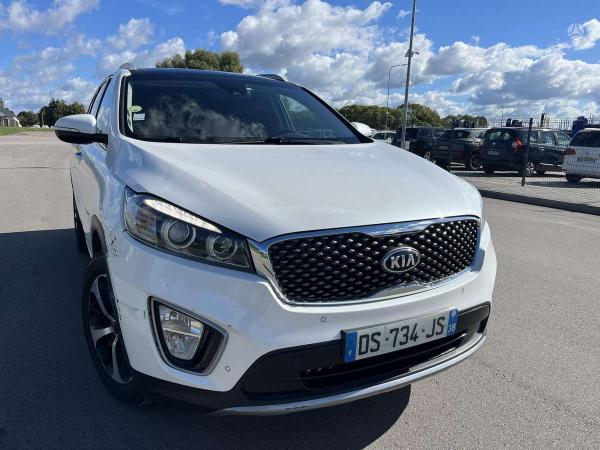 Kia Sorento 2015 Tauragė vietnē Balts Kia Sorento 2015 Tauragė, ar dzinēja tilpumu 2.20 L un nobraukumu 213 tūkst. km par 9500 €, foto 1 vietnē AUTOMOTO.COM.LV