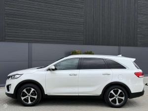 White Kia Sorento 2016 in Siauliai, with an engine capacity of 2.20 L and mileage of 177 thousand km for 15950 €, photo 6 on AUTOMOTO.COM.LV