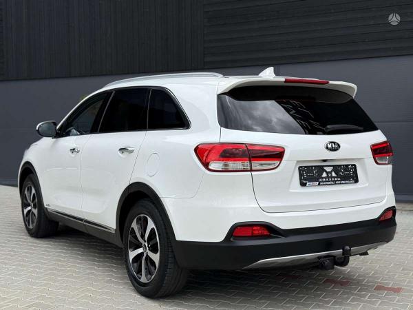 Balts Kia Sorento 2016 Šauļi, ar dzinēja tilpumu 2.20 L un nobraukumu 177 tūkst. km par 15950 €, foto 10 vietnē AUTOMOTO.COM.LV
