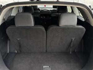 White Kia Sorento 2016 in Siauliai, with an engine capacity of 2.20 L and mileage of 177 thousand km for 15950 €, photo 30 on AUTOMOTO.COM.LV