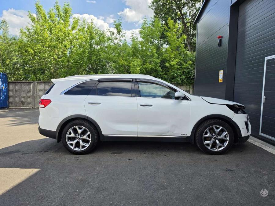 Белый Киа Соренто 2017 в Каунас, объемом двигателя 2.20 л и пробегом 285 тыс. км за 6499 €, фото 7 на AUTOMOTO.COM.LV